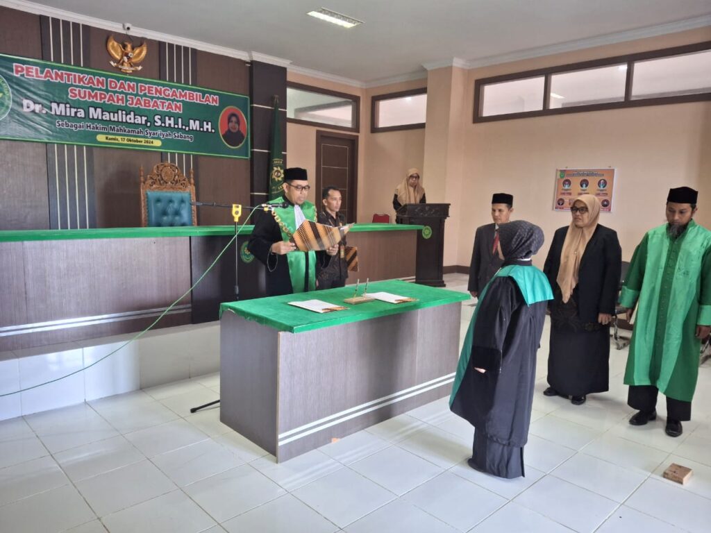 Mahkamah Syar’iyah Sabang Lantik Hakim Baru, Dr. Mira Maulidar ...